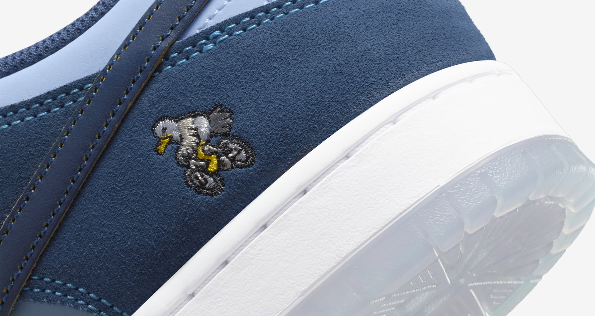 【NIKE公式】SB ダンク LOW 'Why So Sad?' (DX5549-400 / NIKE SB DUNK LOW PRM WSS ...