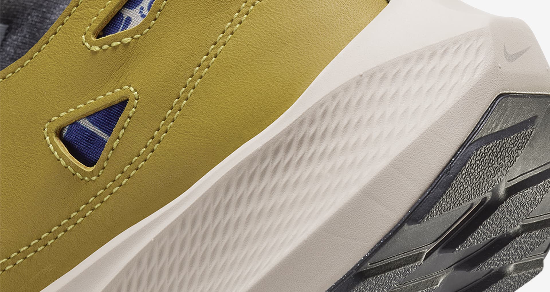 Air Huarache 20Y24 x Patta 'Saffron Quartz and Sand Drift' (FJ4201-300 ...