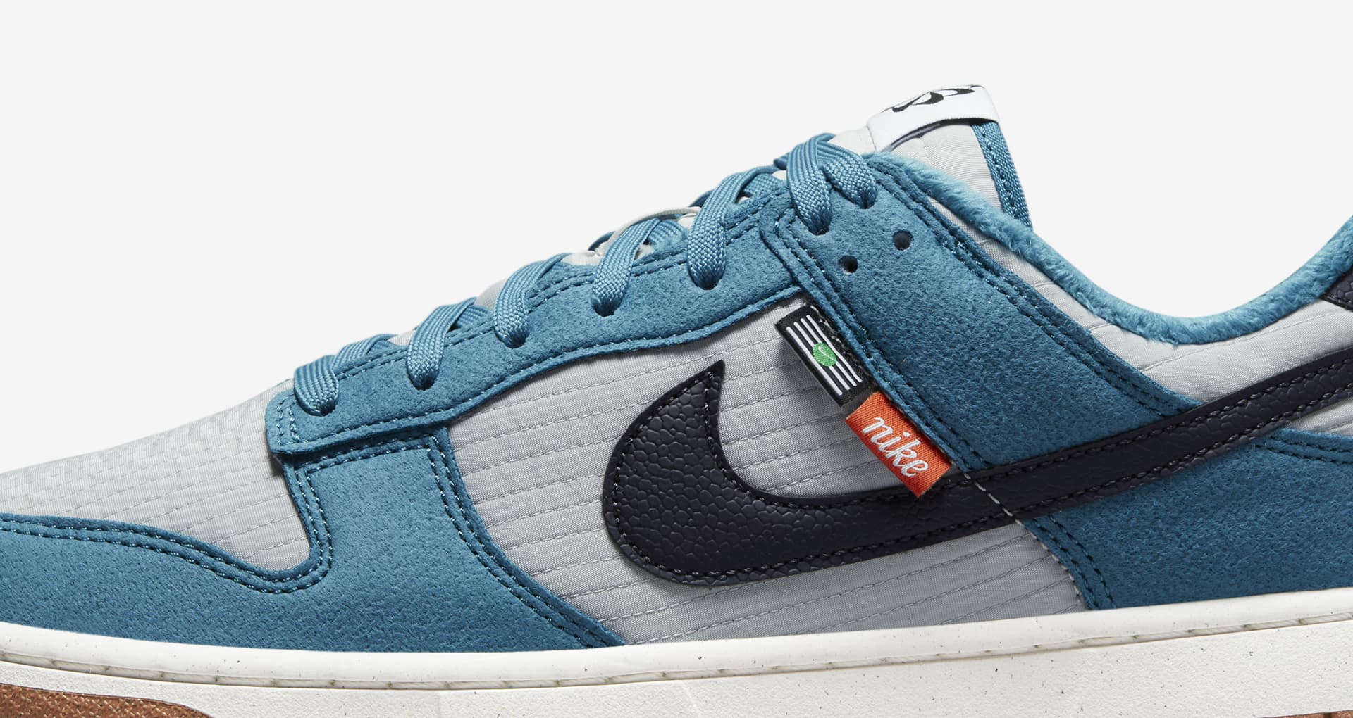 Dunk Low 'Next Nature Rift Blue' (DD3358-400) Release Date. Nike SNKRS ID
