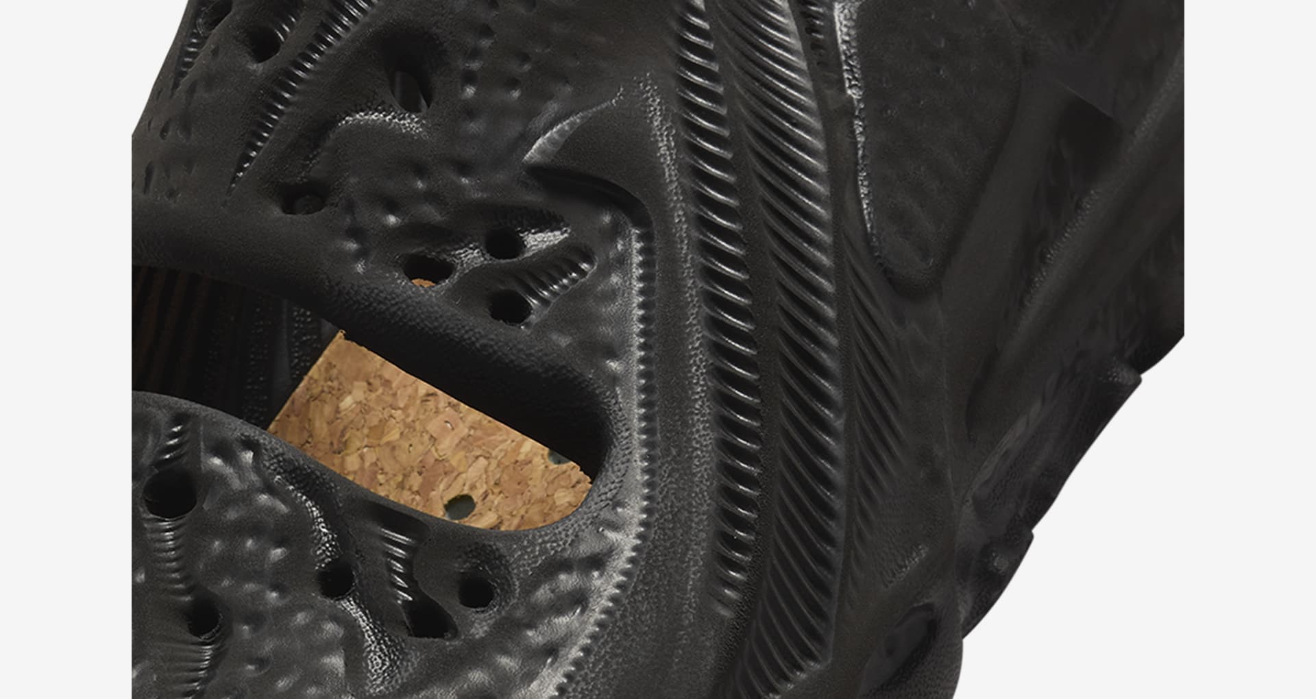 ISPA Universal 'Black' (DM0886-002) releasedatum. Nike SNKRS BE