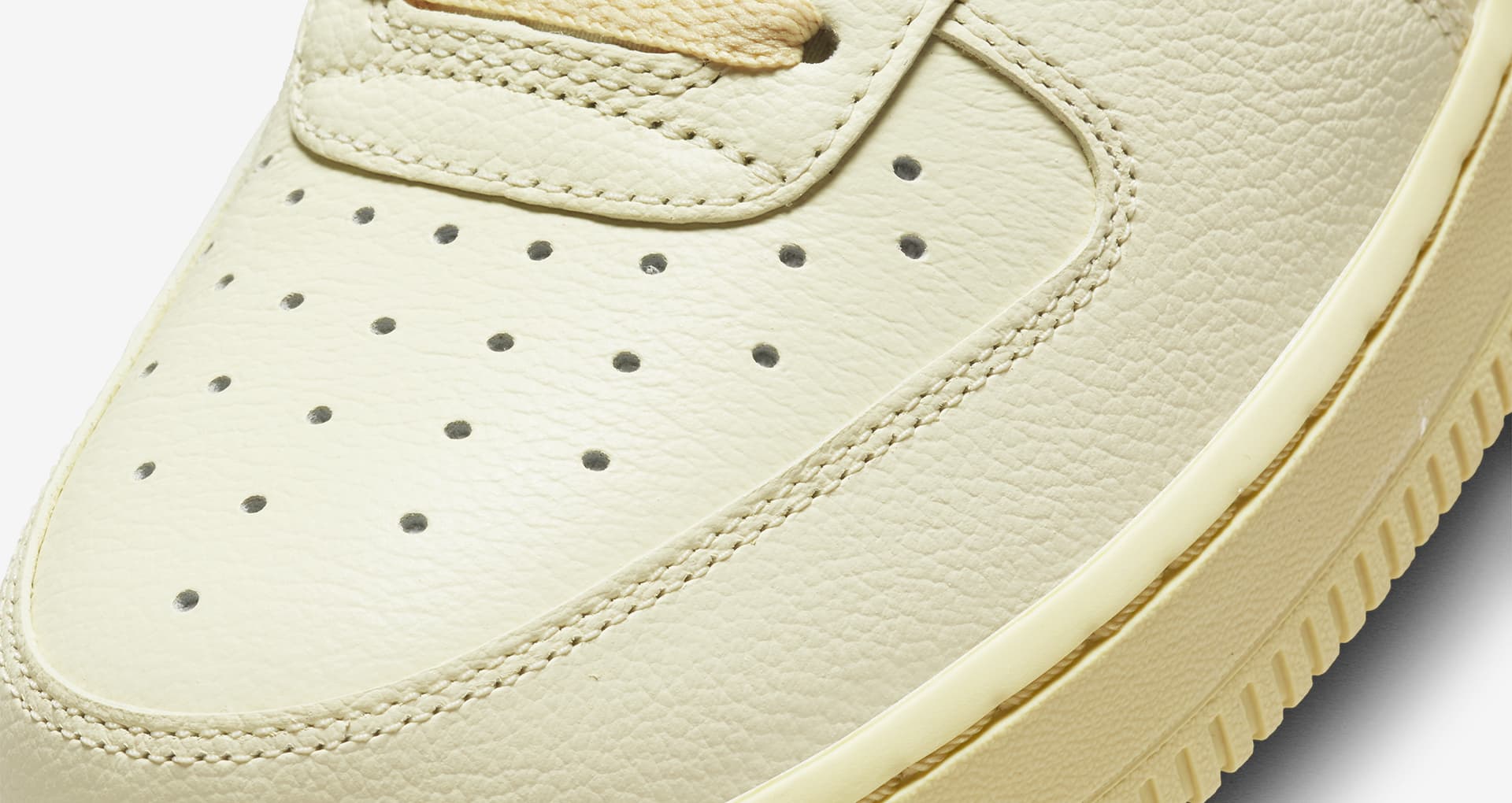 Women's Air Force 1 '07 LX 'Coconut Milk and Lemon Wash' (DO9456-100 ...