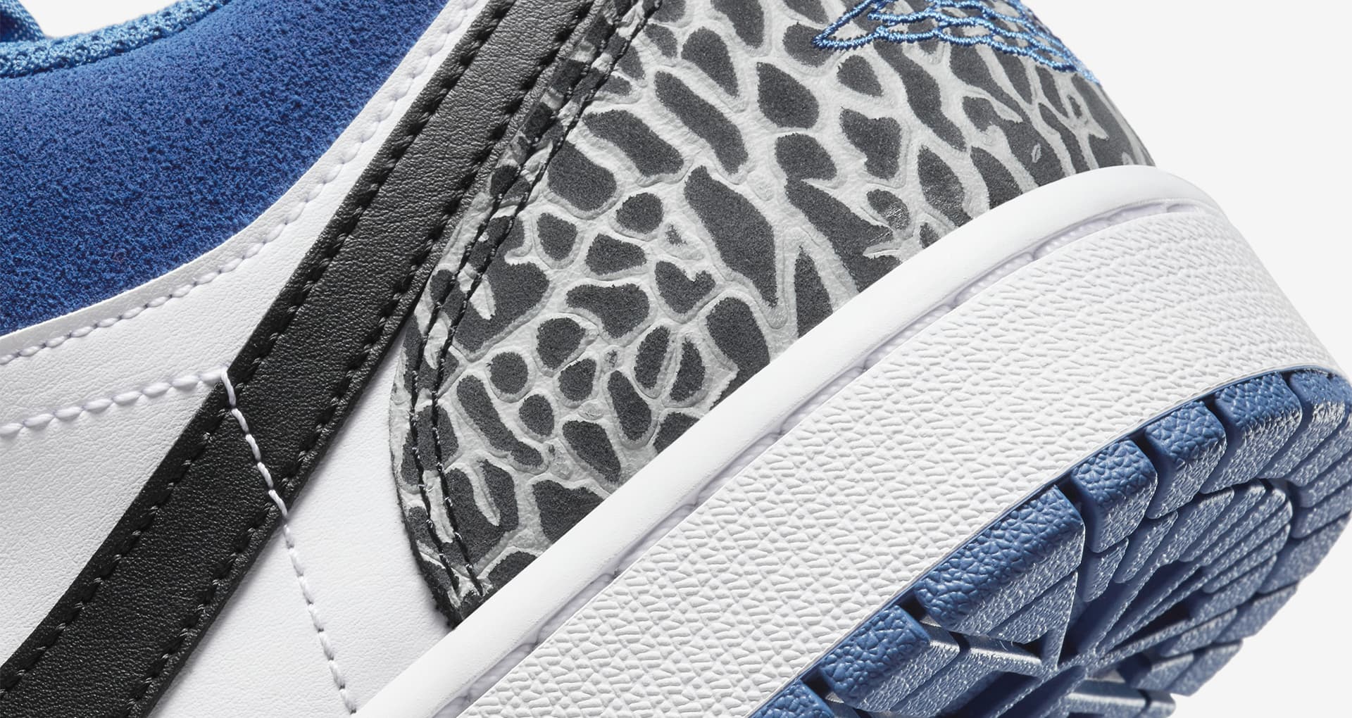 Air Jordan 1 Low 'Light Smoke Grey and Dark Marina Blue' (DM1199-140 ...