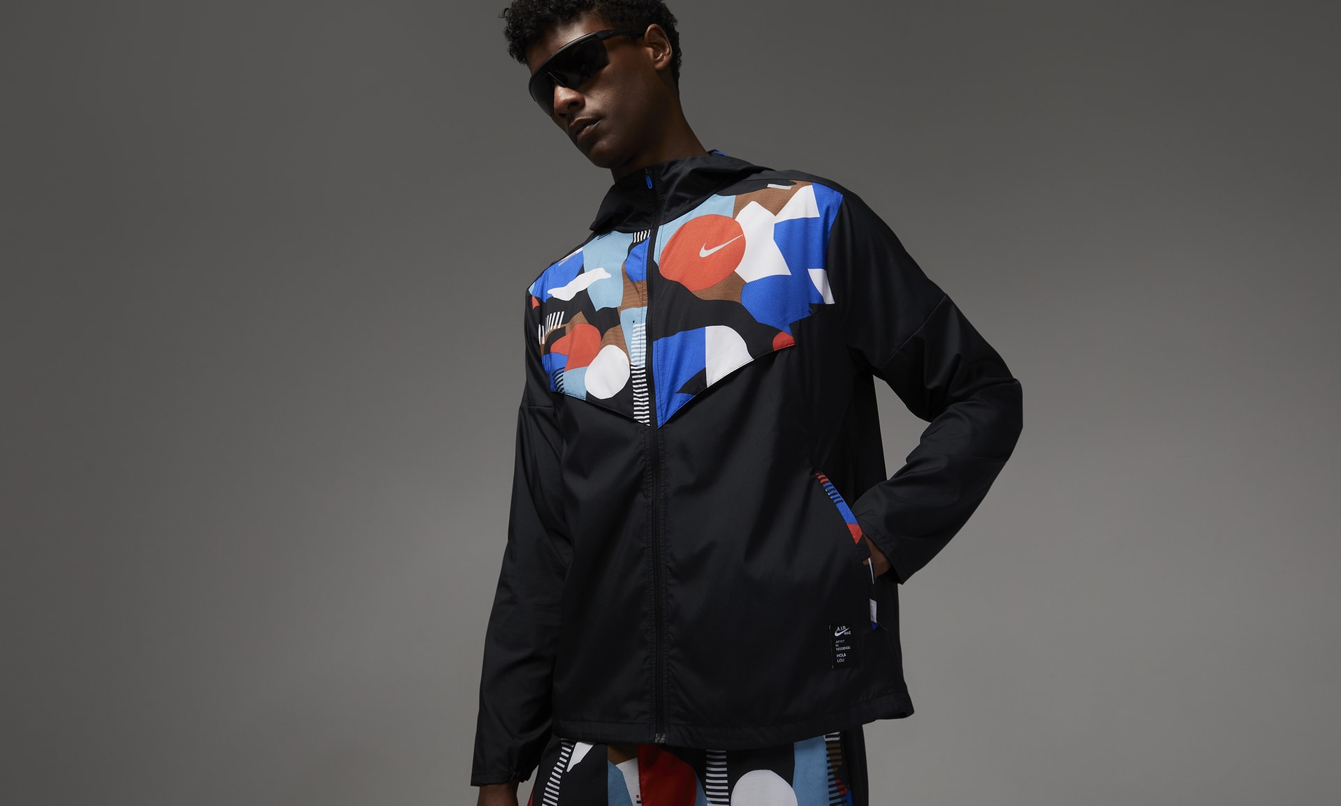 Nike Repel A.I.R. Hola Lou Men's Running Windrunner Jacket. Nike HU