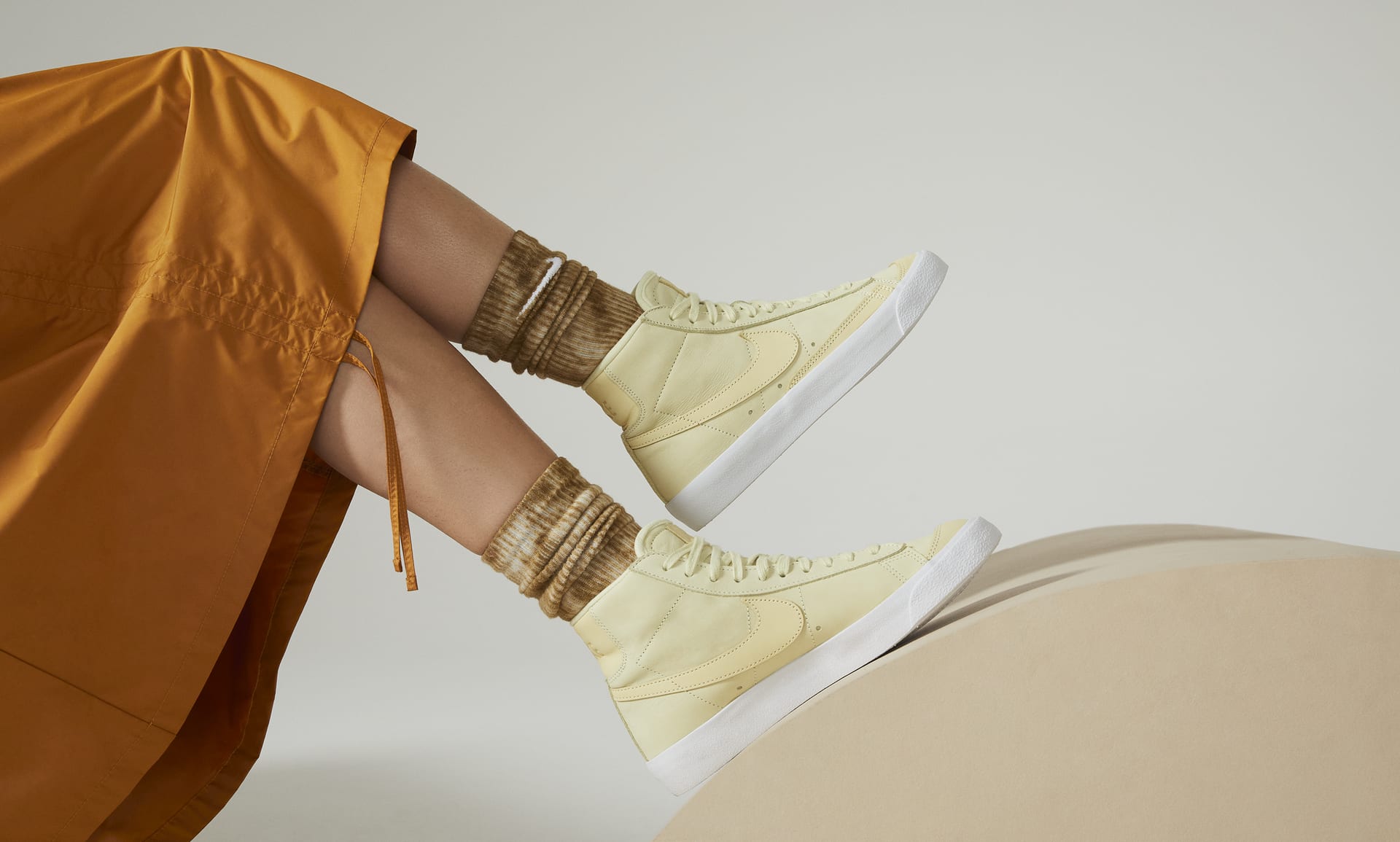 Nike Blazer Mid Premium Women's Shoes. Nike SA