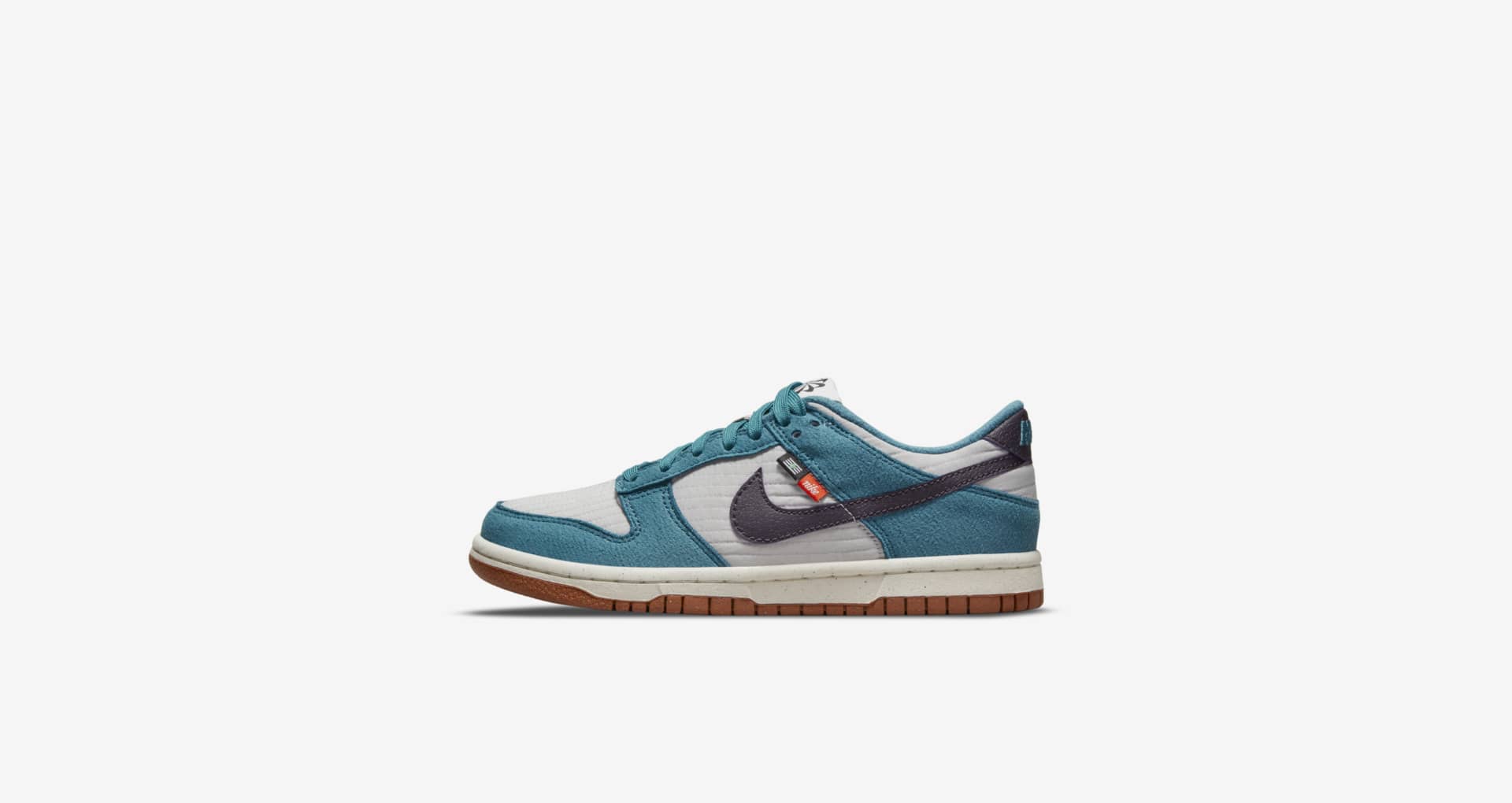 Dunk Low 'Next Nature Rift Blue' (DD3358-400) Release Date. Nike SNKRS ID