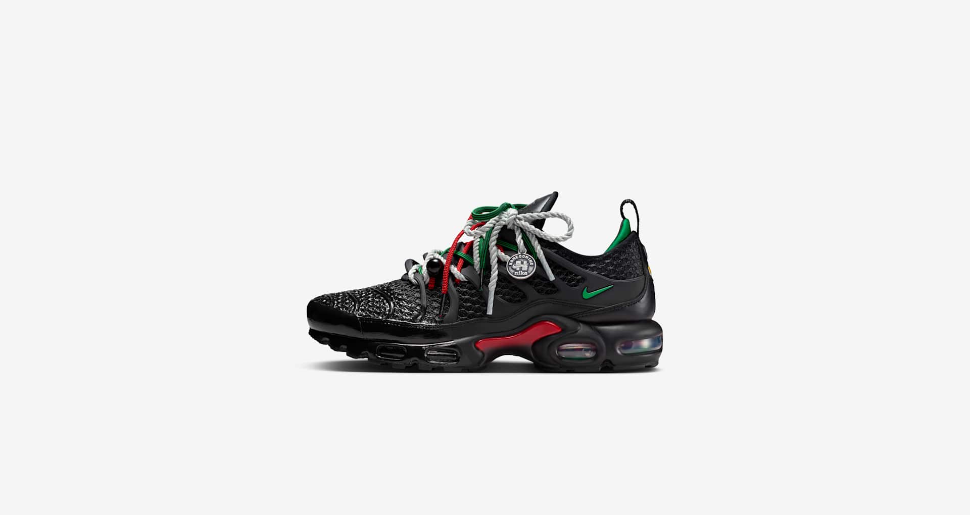 Air Max Plus x HOMECOMING 'Pan African' 'Black and University Red ...