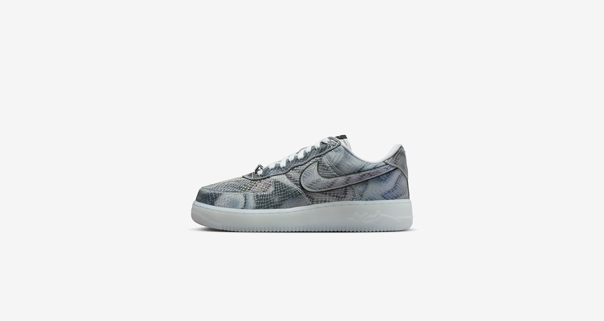 Air Force 1 Low Protro 'Lenticular' (II3925-400) Release Date. Nike SNKRS