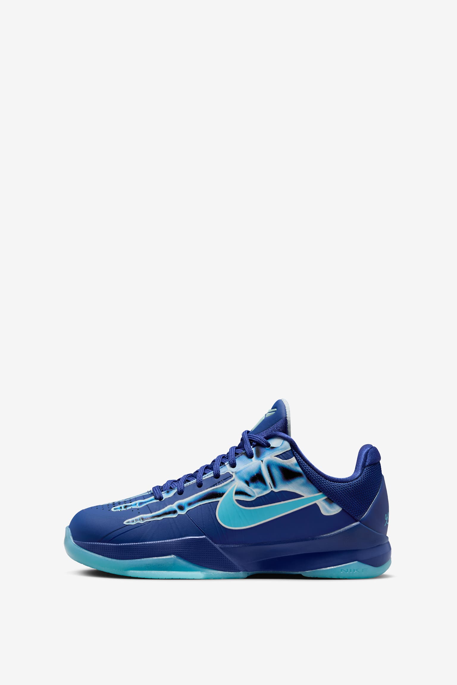 Kobe 5 Protro 'Deep Royal Blue' 大童鞋款 (HM9522-400) 發售日期. Nike SNKRS