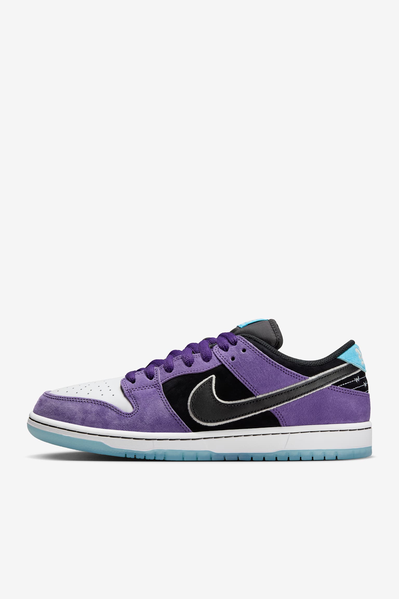 Nike SB Dunk Low Pro x Hayley Wilson "Black and Court Purple" (HJ0513 ...