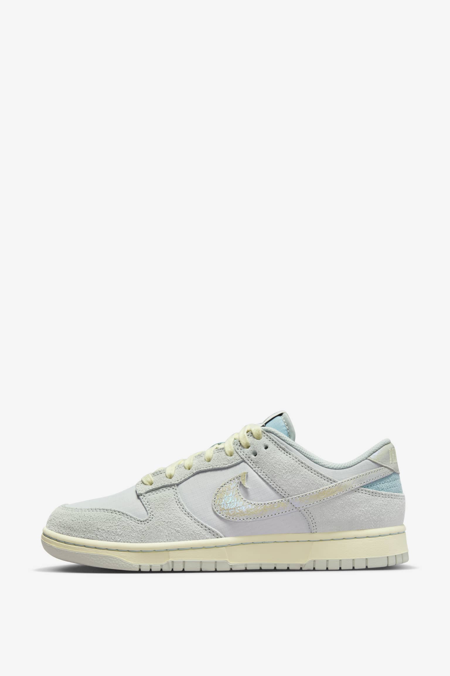Dunk Low 'Light Silver and Ocean Bliss' (DV7210-001) Release Dunk Low 'Light Silver and Ocean Bliss' (DV7210-001) Release