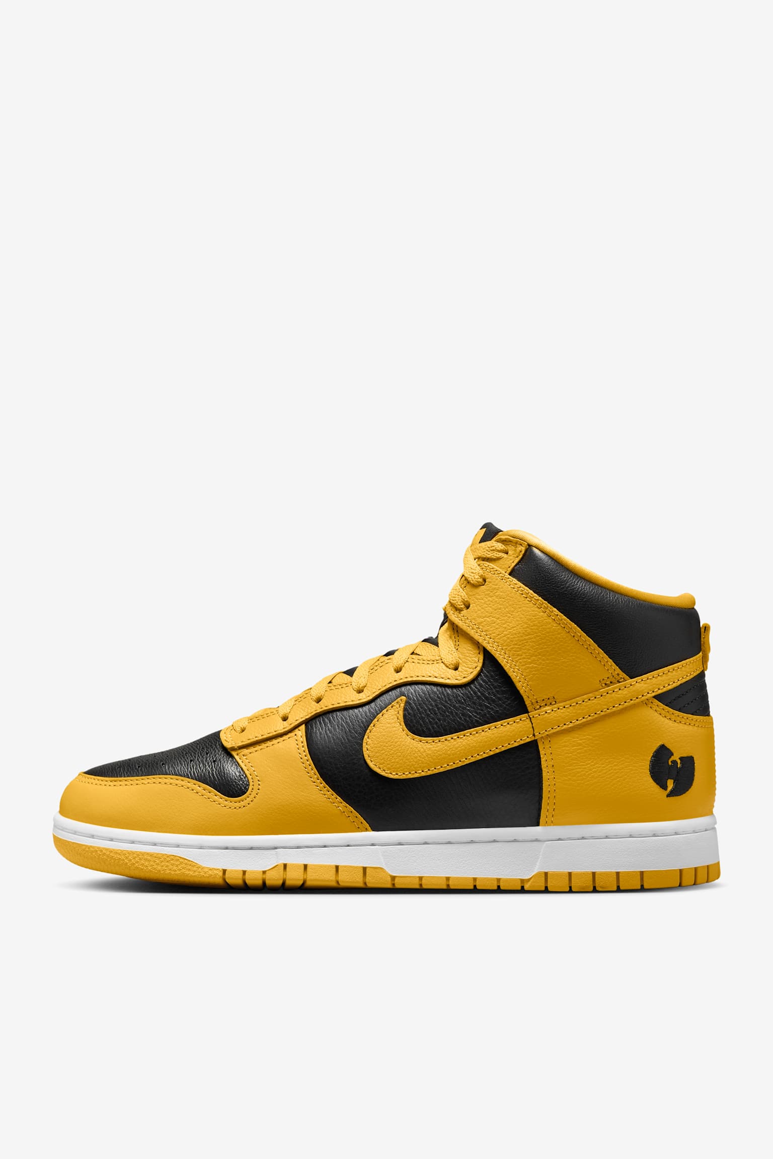 나이키 우탱 클랜 덩크 하이 'Black and Pollen'(HJ4320-001) 출시일. Nike SNKRS