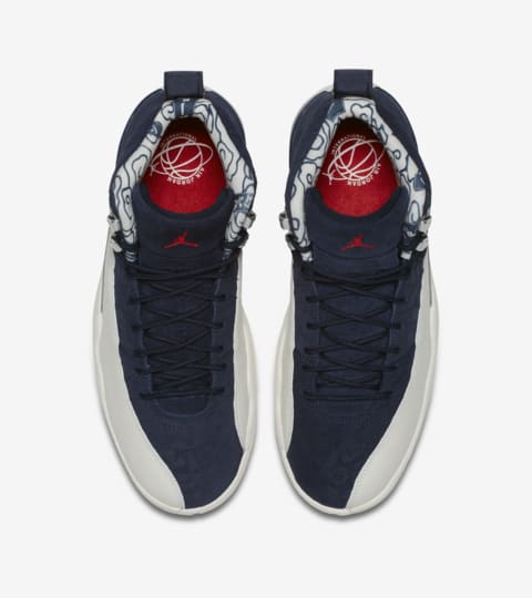 Fecha de lanzamiento de las Air Jordan 12 International Flight "College ...