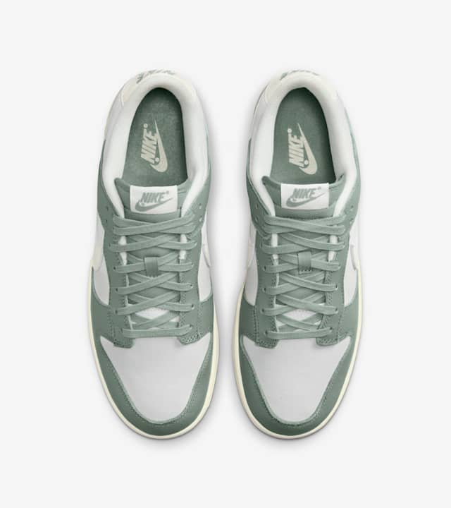 Dunk Low « Mica Green » (DV7212-300). Nike SNKRS FR