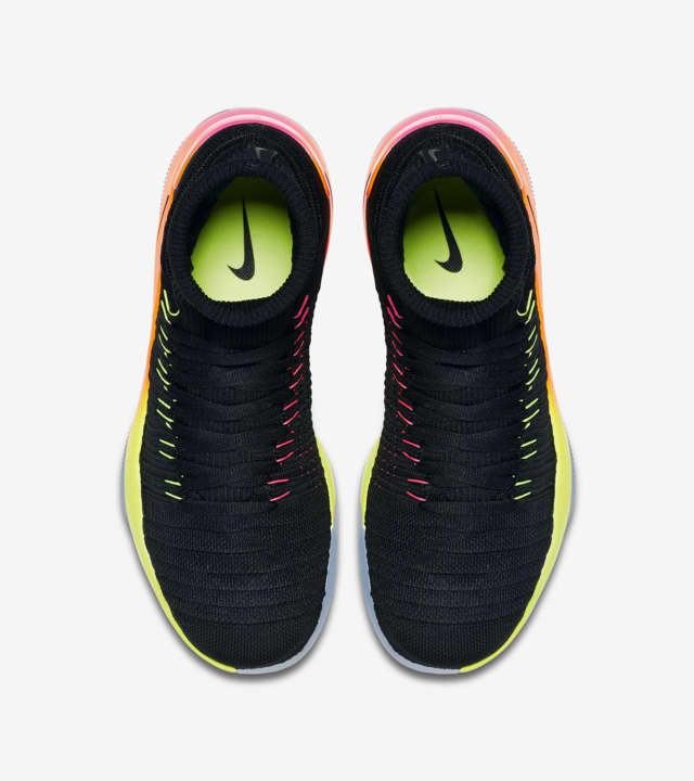 Nike Hyperdunk 2016 Flyknit 'ULTD' Release Date. Nike SNKRS