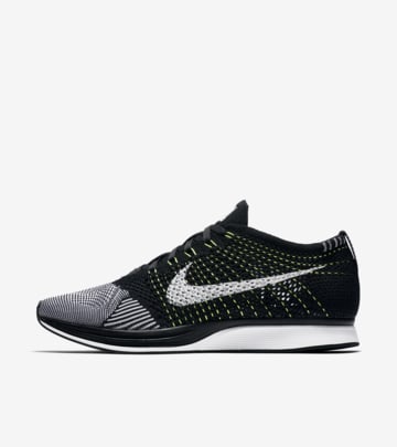 Nike Flyknit Racer 'Wolf Grey'. Nike SNKRS