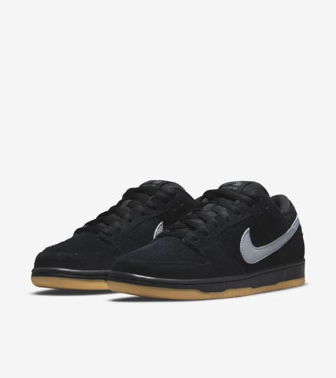SB Dunk Low Pro 'Black' (BQ6817-010) release date. Nike SNKRS