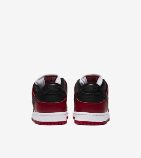 SB Dunk Low Pro 'Chicago' Release Date. Nike SNKRS