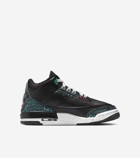 Air Jordan 3 'Black and Hyper Jade' (FV5437-001) release date. Nike SNKRS