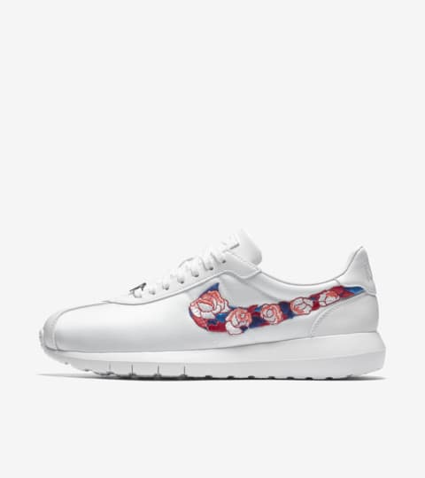 Women's NikeCourt Roshe LD-1000 'Roses'. Nike SNKRS