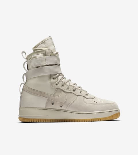 Nike SF AF-1 'String & Gum'. Nike SNKRS