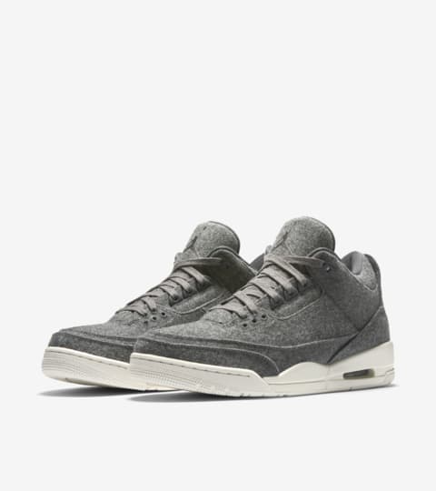 Air Jordan 3 Retro 'Dark Grey'. Nike SNKRS