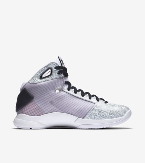 Nike Hyperdunk 'United We Rise'. Nike SNKRS