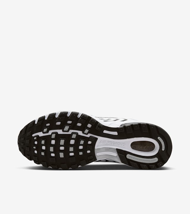 Air Peg 2K5 'White and Black' (FJ1909-100) release date. Nike SNKRS SG