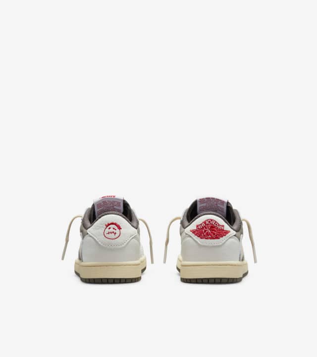조던 1 로우 x Travis Scott 'Sail and Ridgerock'(DO5442-162) 출시일. 나이키 SNKRS KR