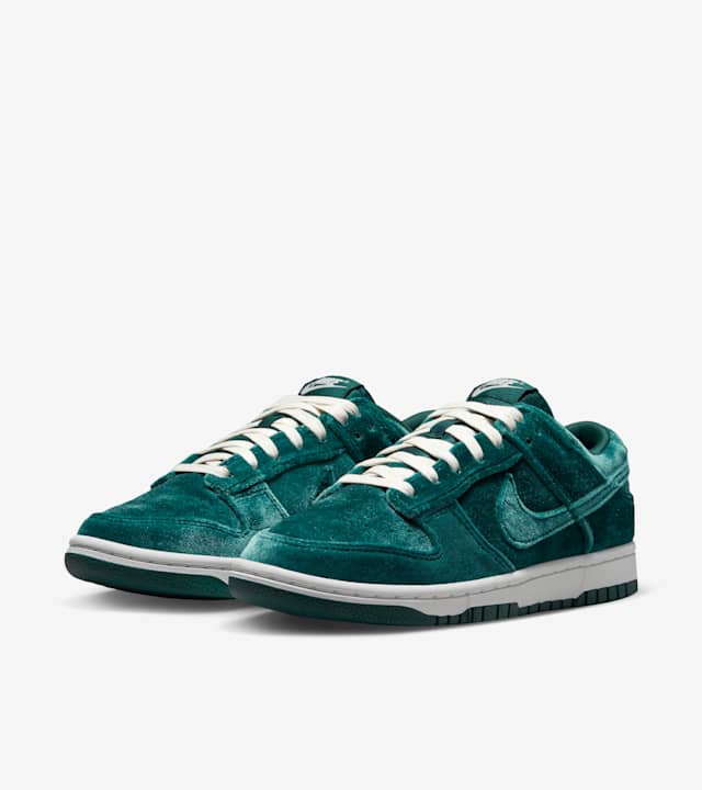 Women's Dunk Low 'Velvet Teal' (DZ5224-300) Release Date. Nike SNKRS