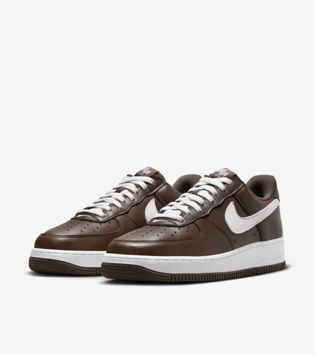 Air Force 1 Low 'Chocolate' (FD7039-200) release date. Nike SNKRS ID