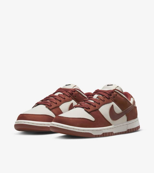 Women's Dunk Low 'Light Orewood Brown and Rugged Orange' (DZ2710-101 ...