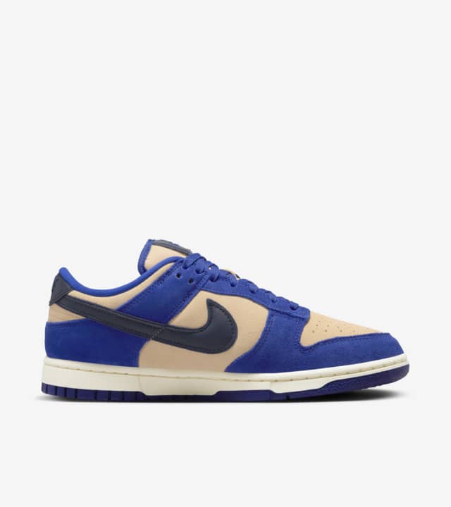 Women's Dunk Low 'Blue Suede' (DV7411-400). Nike SNKRS FI