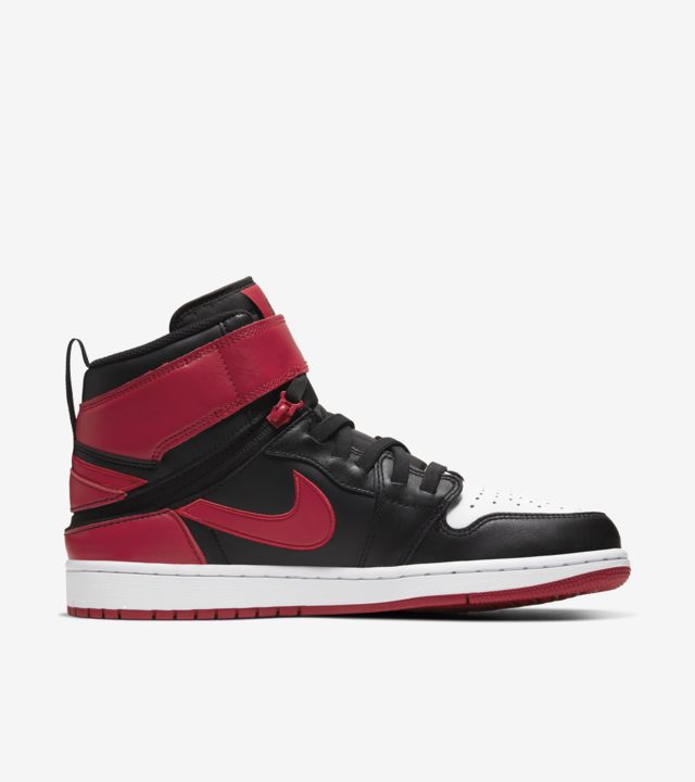 【NIKE公式】エア ジョーダン 1 HIGH フライイーズ 'Black/Particle Grey/White/Gym Red ...