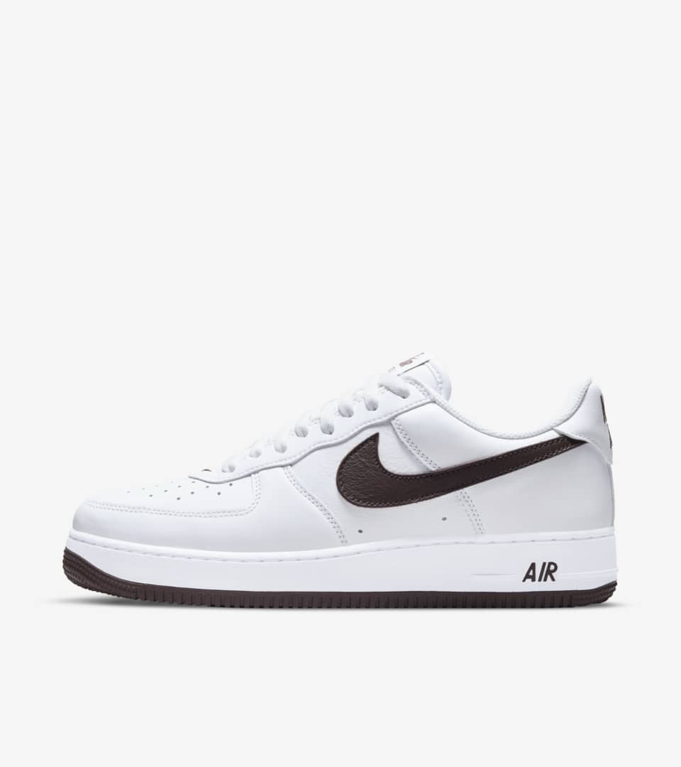 Air Force 1 低筒鞋 Retro 'Color of the Month' (DM0576-100) 發售日期. Nike SNKRS