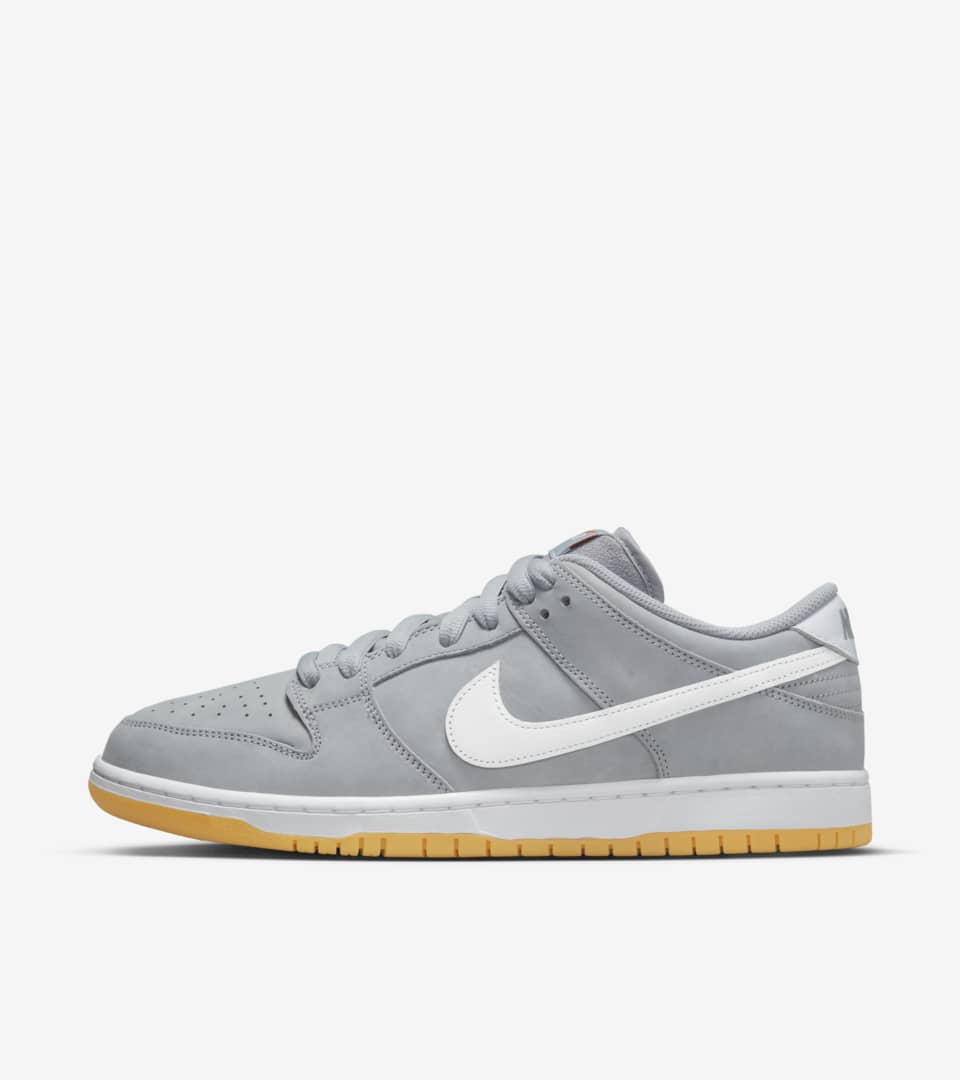 วันเปิดตัว SB Dunk Low "Wolf Grey" (DV5464-001). Nike SNKRS