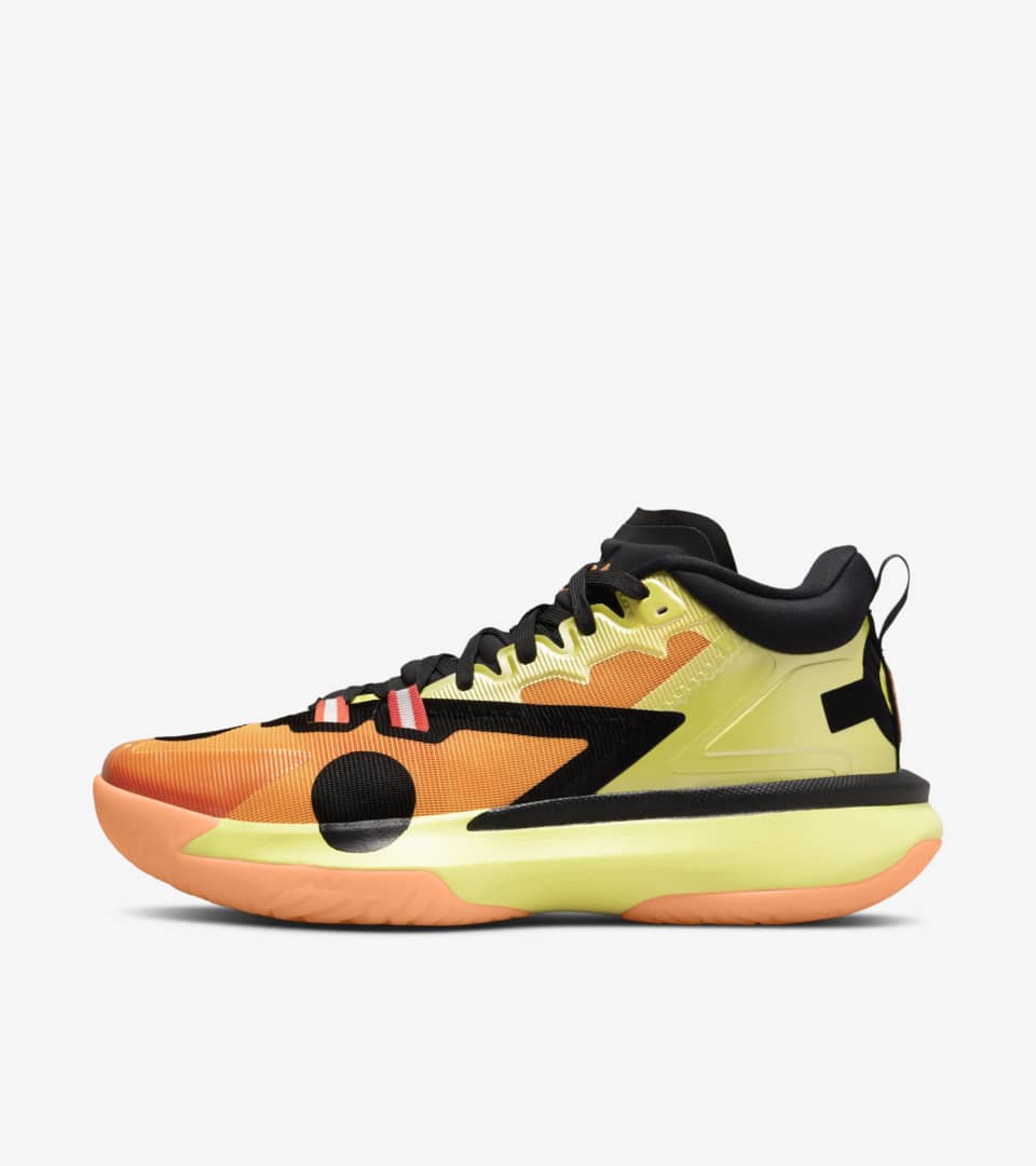 วันเปิดตัว Zion 1 x Naruto "Alpha Orange". Nike SNKRS