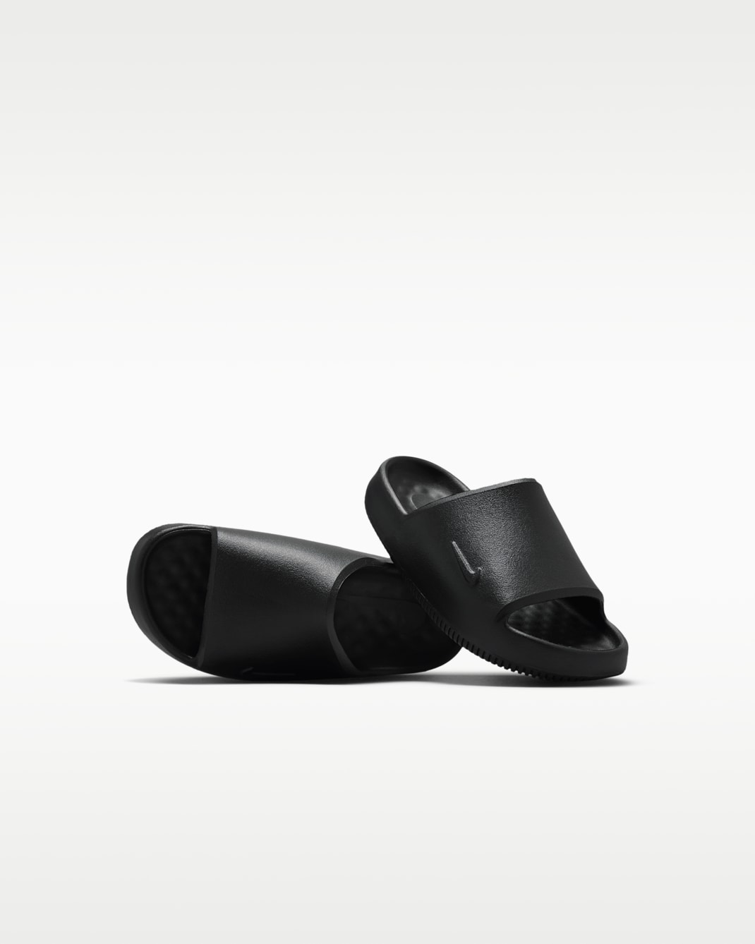 Nike Calm 2.0 Younger Kids' Slides. Nike NL