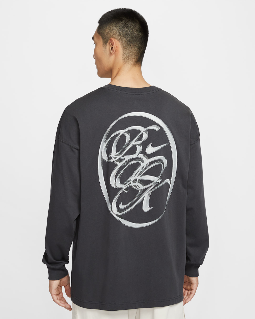 Devin Booker Men's Long-Sleeve Basketball T-Shirt. Nike IN