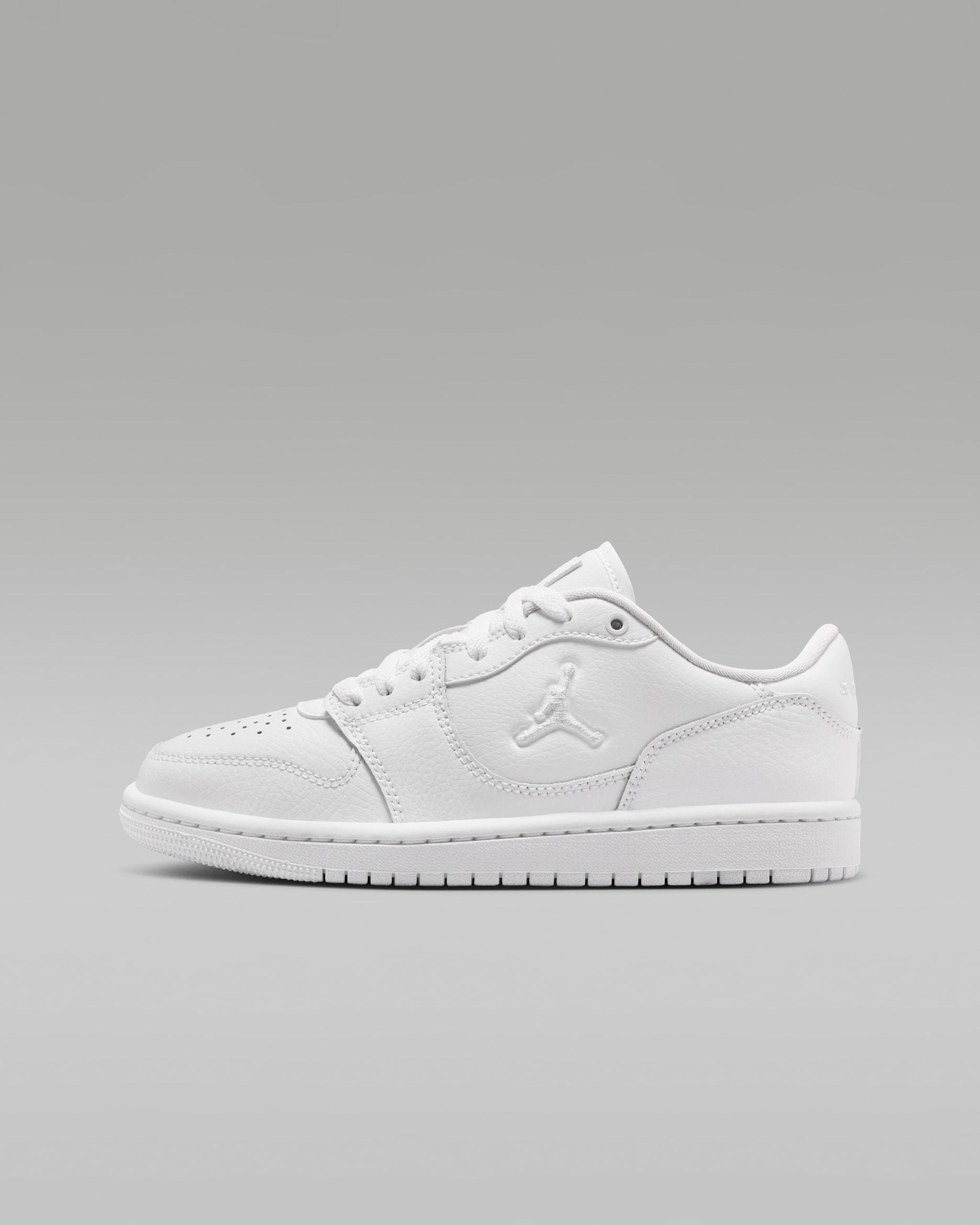 Chaussure Jordan Court Connect Low pour ado. Nike CA