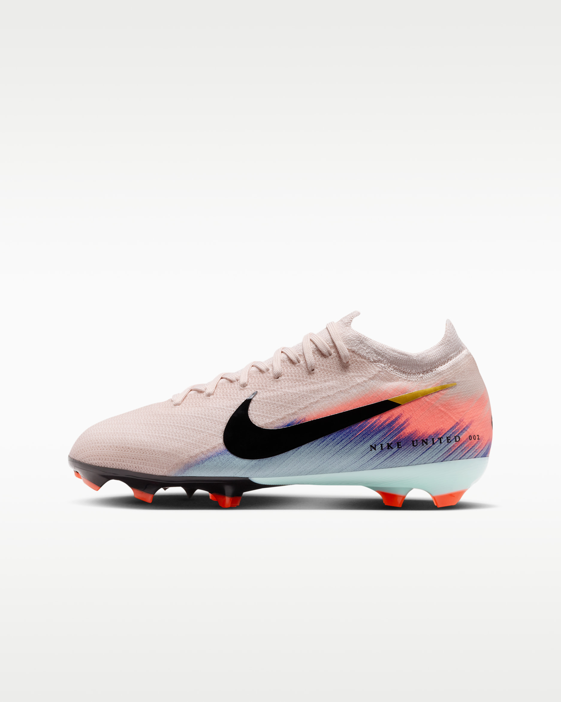 Chaussure de foot basse à crampons pour terrain sec Nike United Jr ...