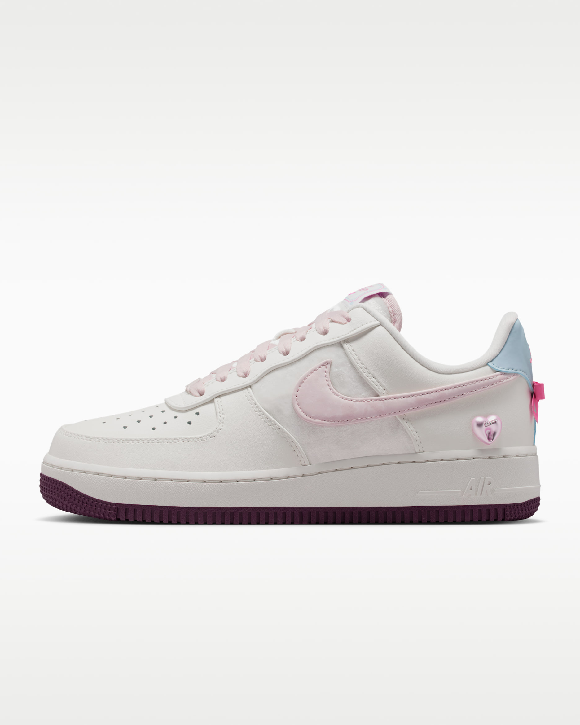 Nike Air Force 1 '07 Women's Shoes. Nike VN