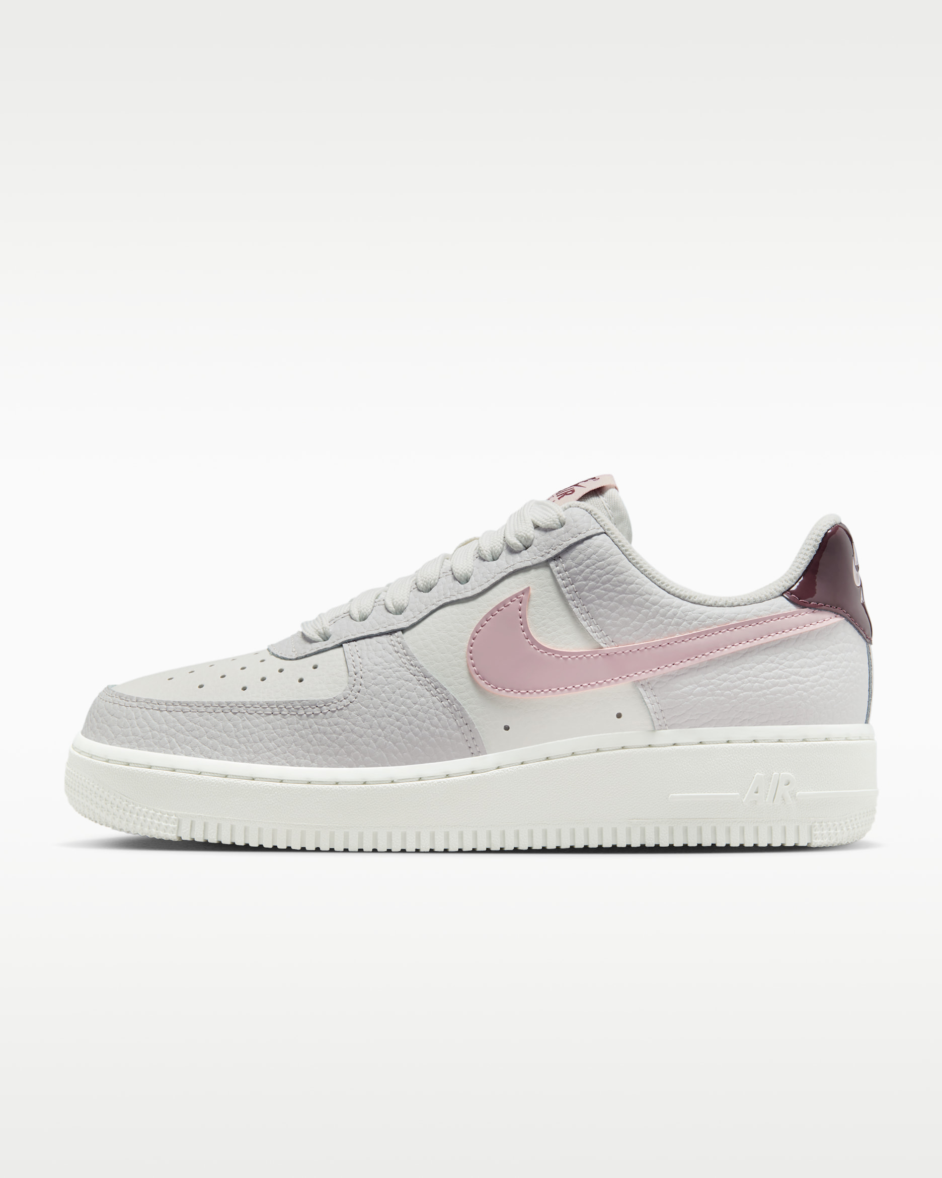 Nike Air Force 1 '07 Women's Shoes. Nike UK