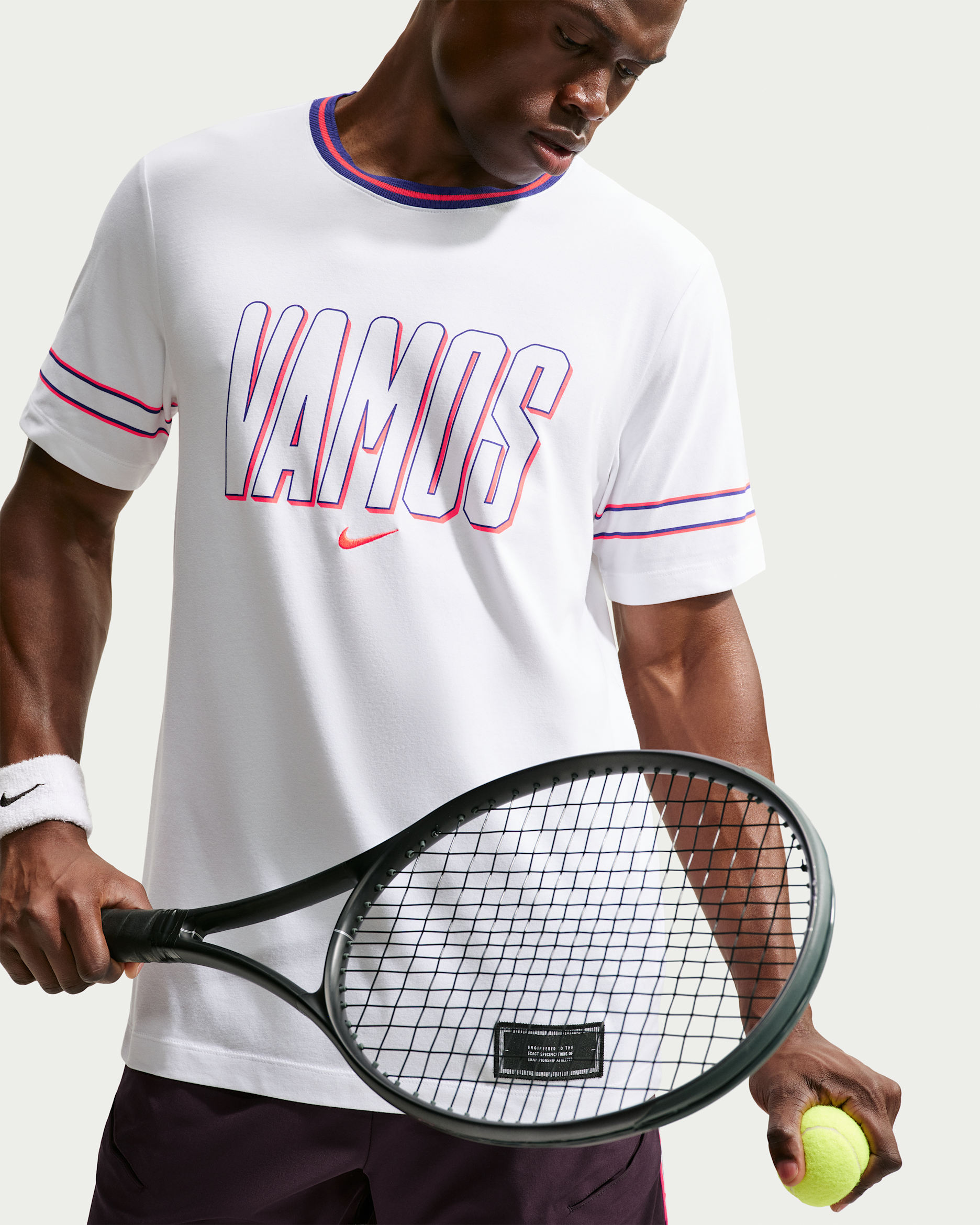 Carlos Alcaraz Men's NikeCourt Dri-FIT Tennis T-Shirt. Nike.com