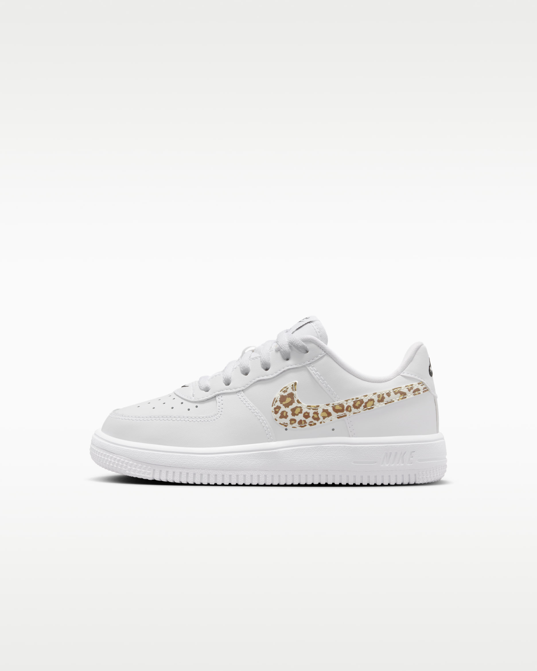 Chaussure Nike Force 1 Low pour enfant. Nike CA