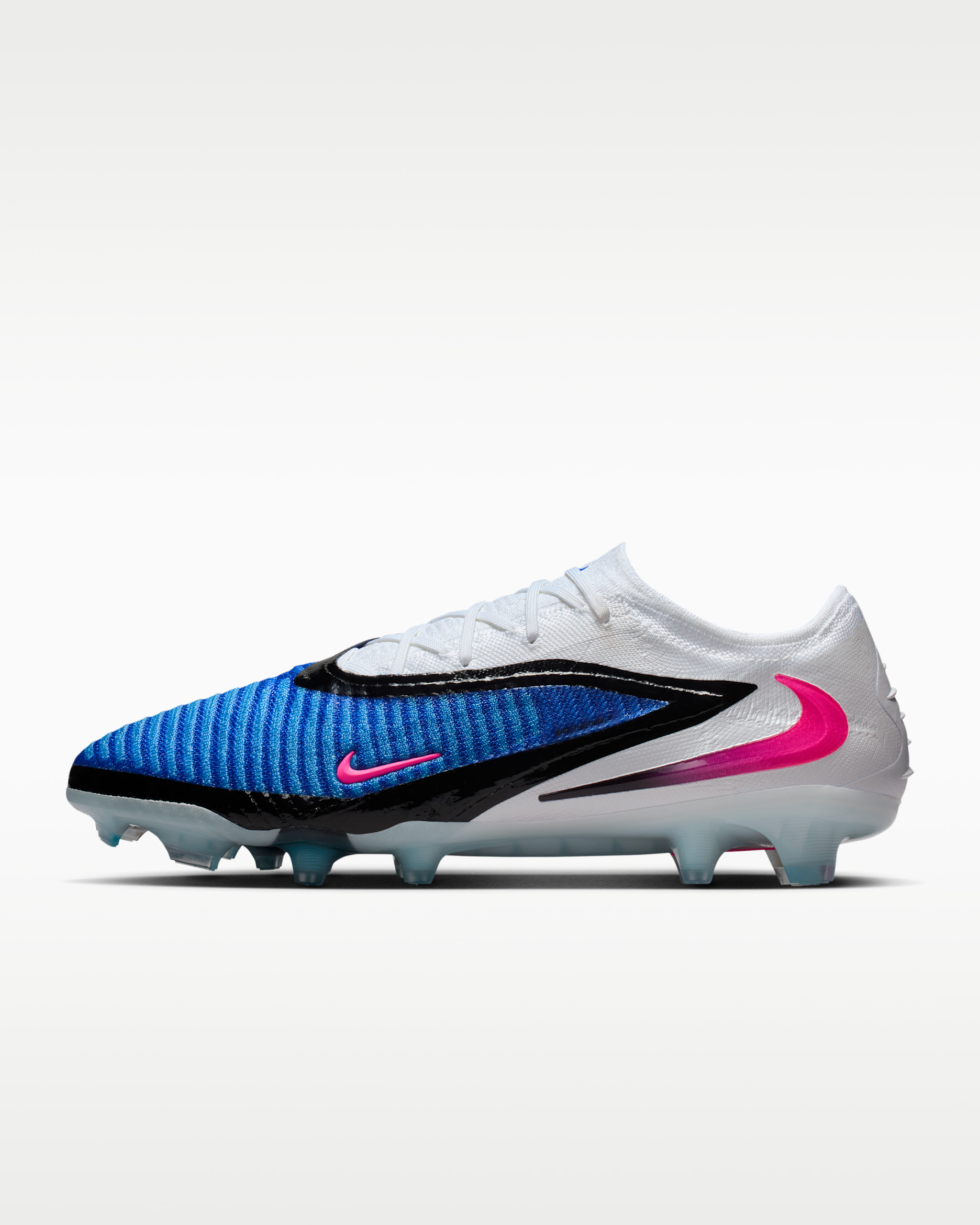 Crampons de foot Nike Phantom 6 Low Elite pour terrain sec. Nike LU