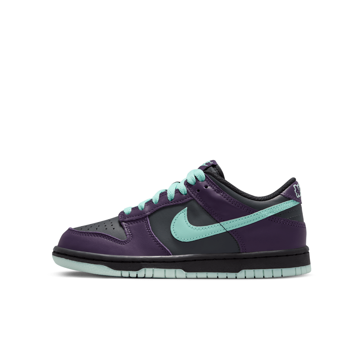 Grey Nike Dunk. Nike AU