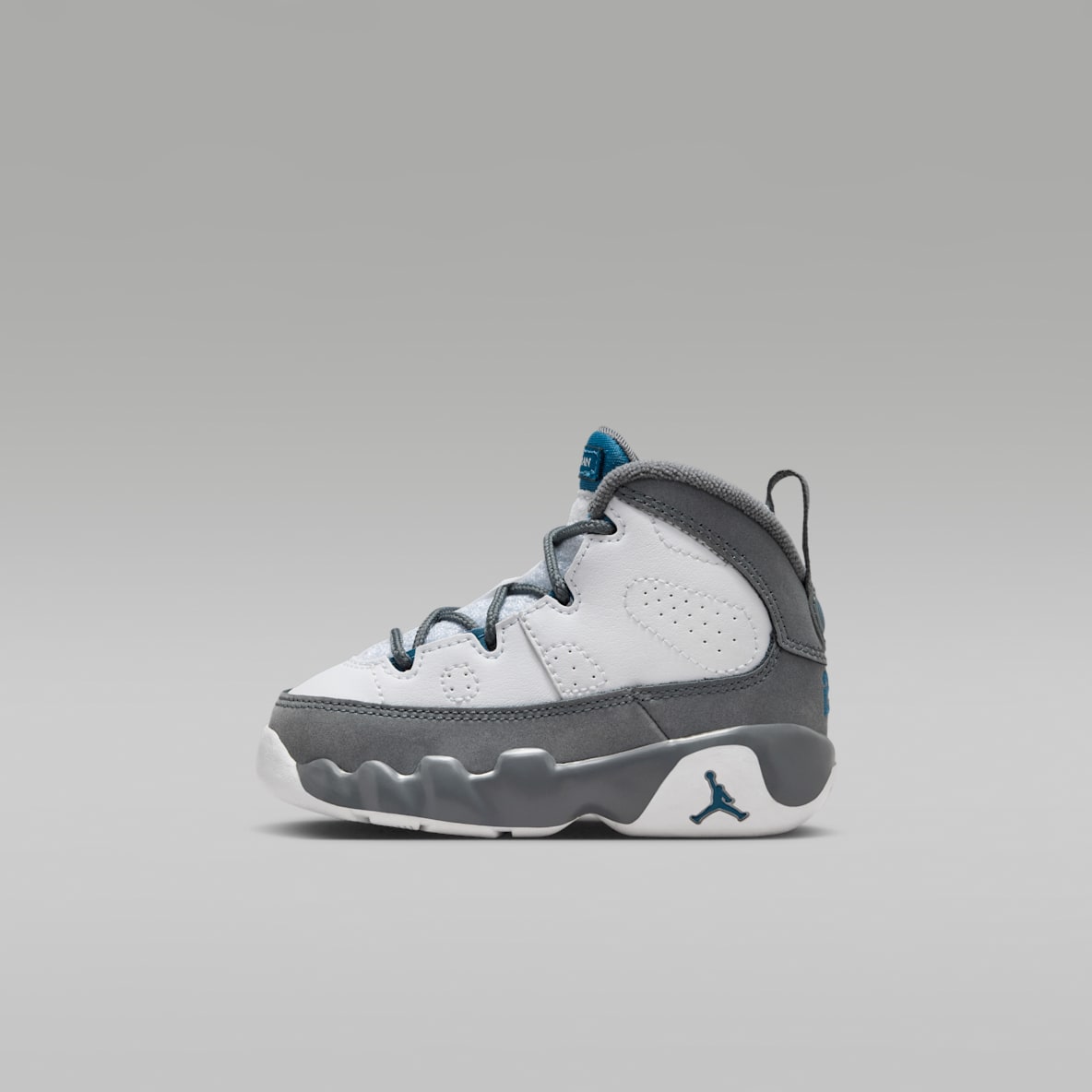 Jordan Mid Top Shoes. Nike.com