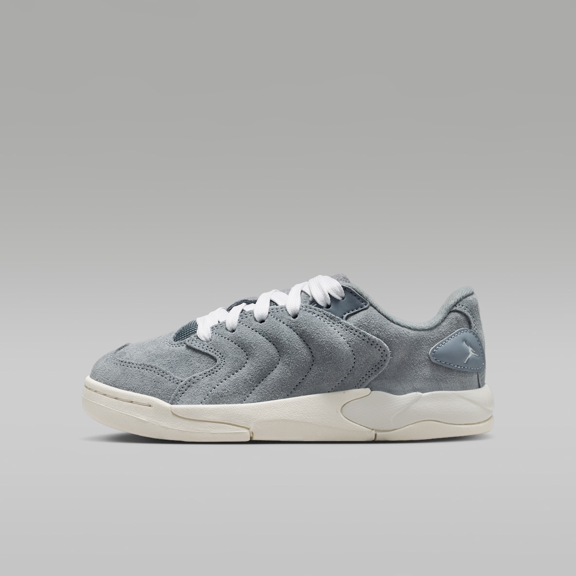 Girls Grey Jordan Session Shoes. Nike IN