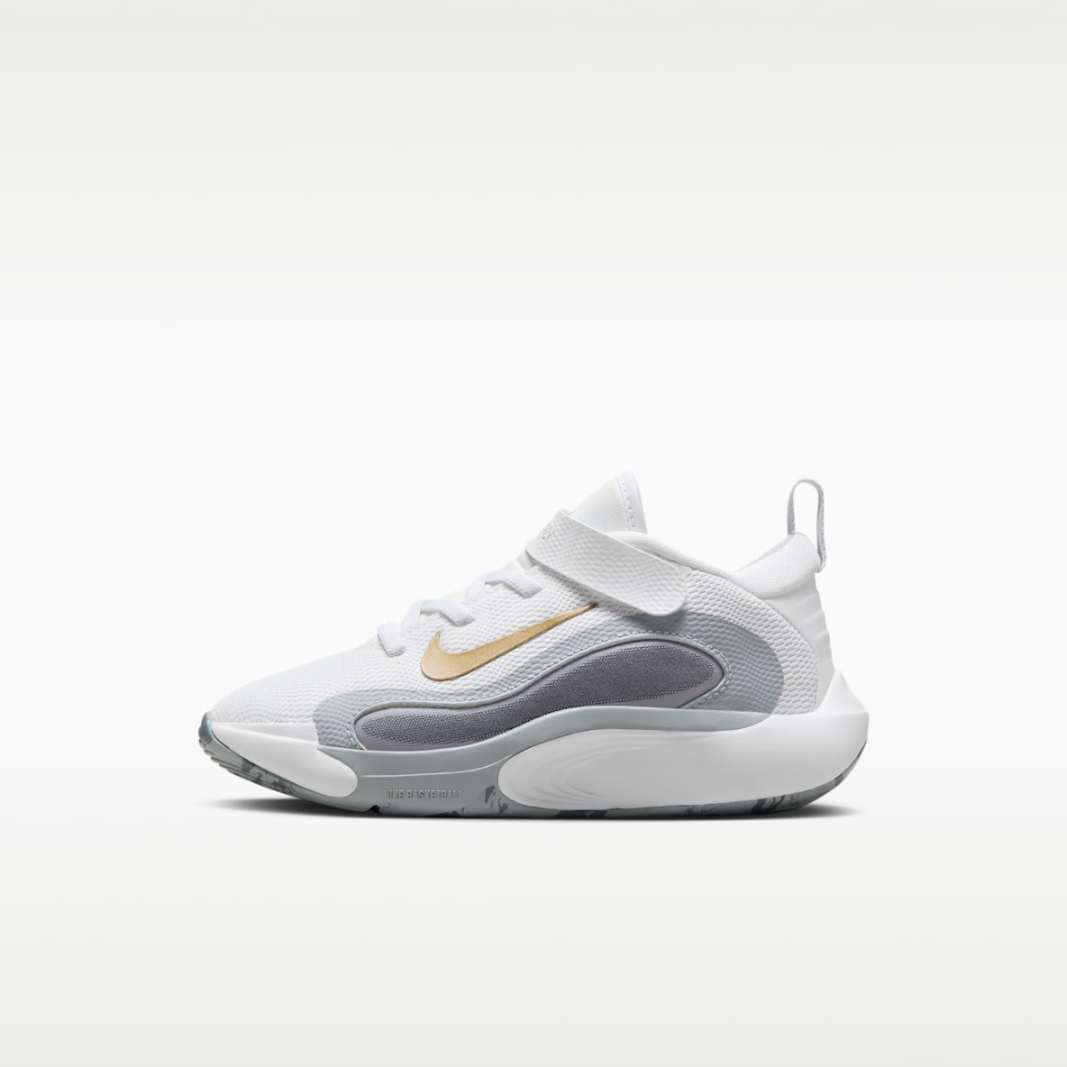 Kids White Mid Top Shoes. Nike.com