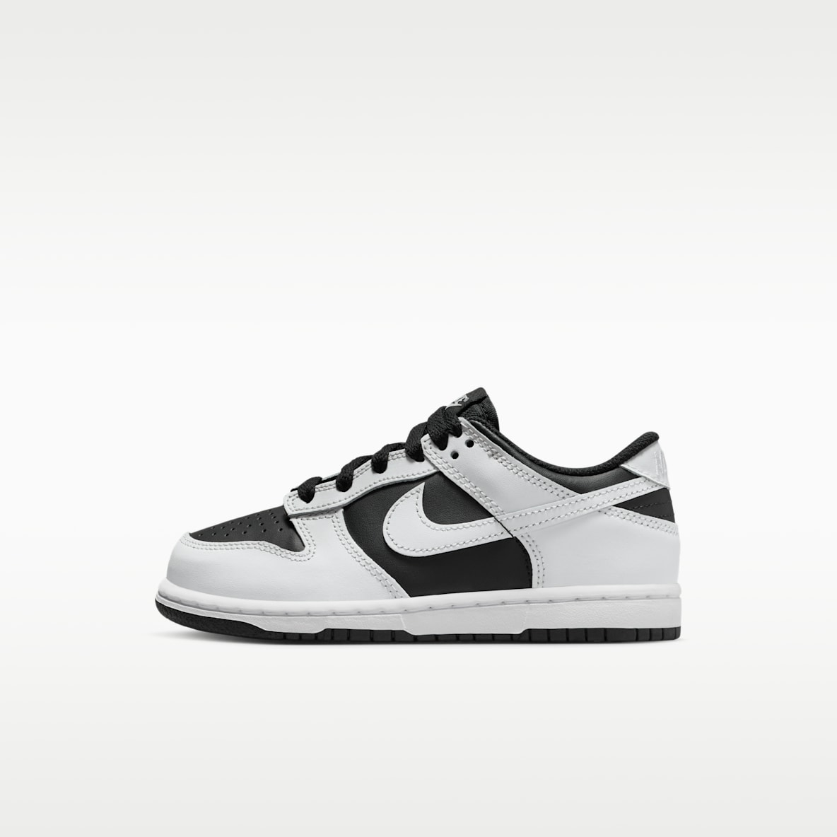 Nike Black Nike Dunk Shoes. Nike.com